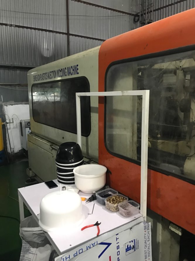 Giải pháp tiết kiệm điện cho máy ép nhựa - Biến tần Thinkvert